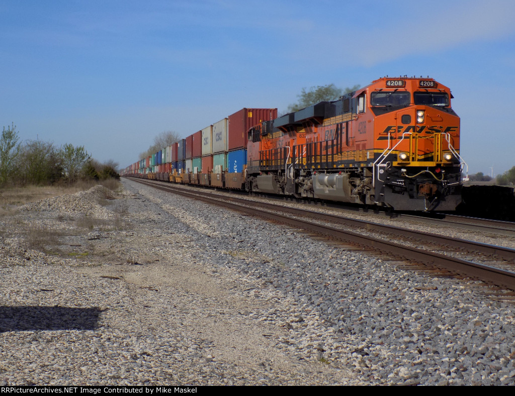 BNSF 4208